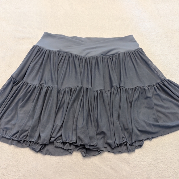 POPFLEX | Shorts | Popflex Gray Tiered Bubble Mini Skorts | Poshmark